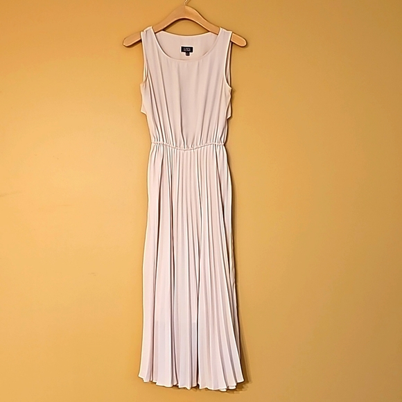 Plastic Island | Dresses | Plastic Island Pleated Long Dress | Poshmark